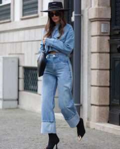 Triangle Body Shape – Complete Style Guide